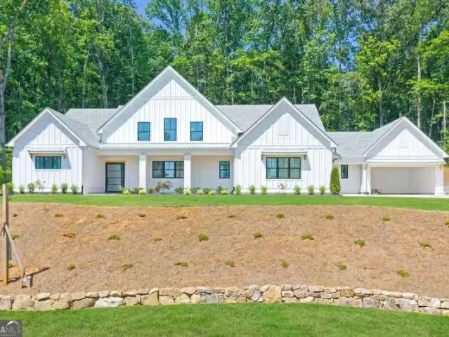 210 SELDOM SEEN TRL, CANTON, GA 30115 Single Family Residence.