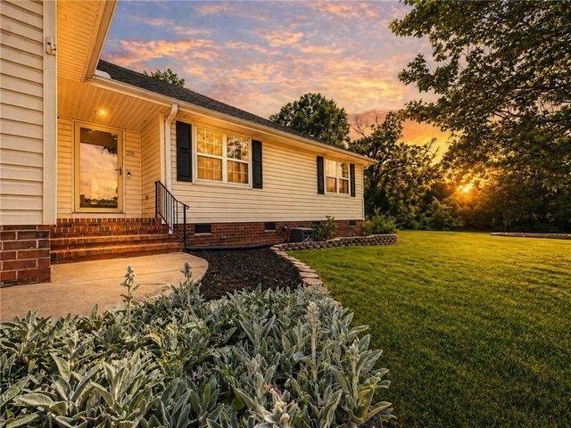 210 Springside Cir, Anderson, SC 29625