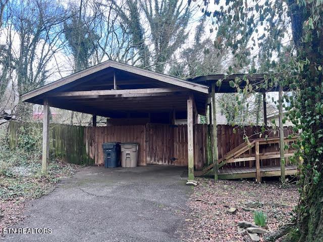 210 Stone Rd