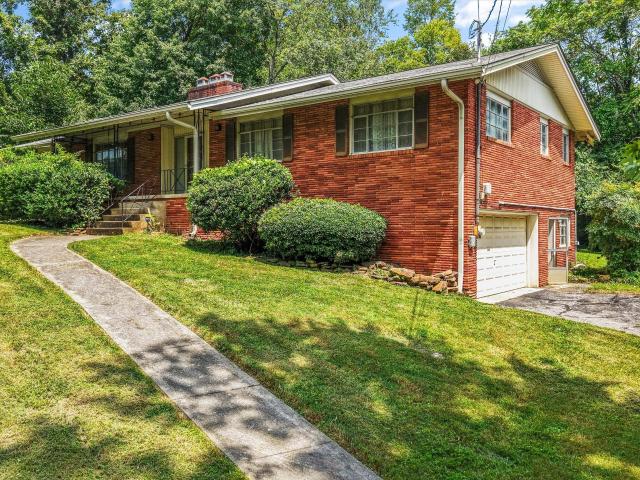 210 Sutton Lane