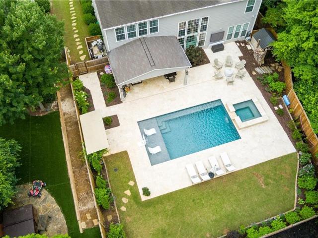 210 Sumac Trail