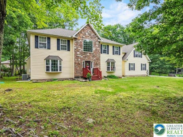 210 Swartsburo Dr, Tamiment, PA 18371 | MLS #774062 | Compass