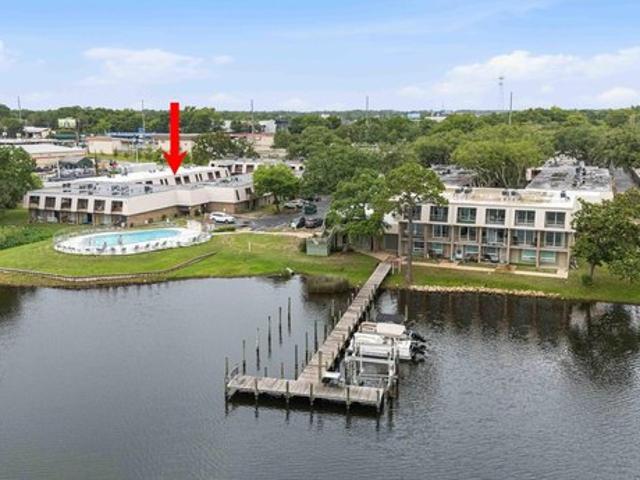 210 Pelham Rd Unit 215C, Fort Walton Beach, FL 32547
