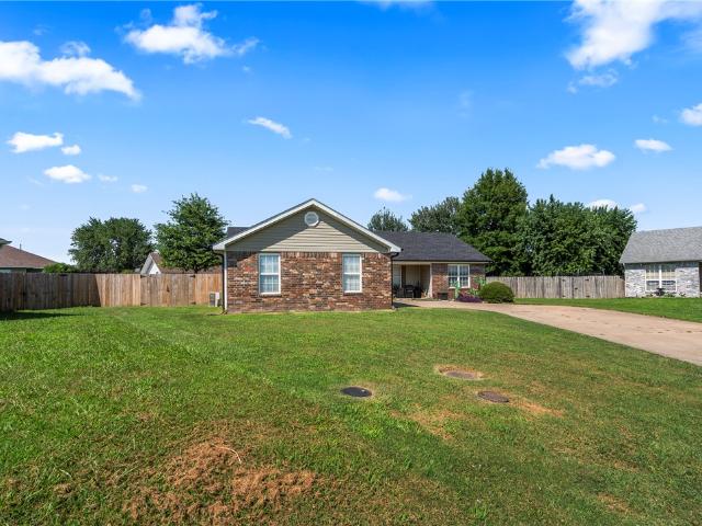210 Perry Circle