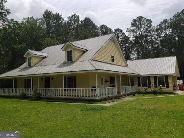 210 Pineview Avenue