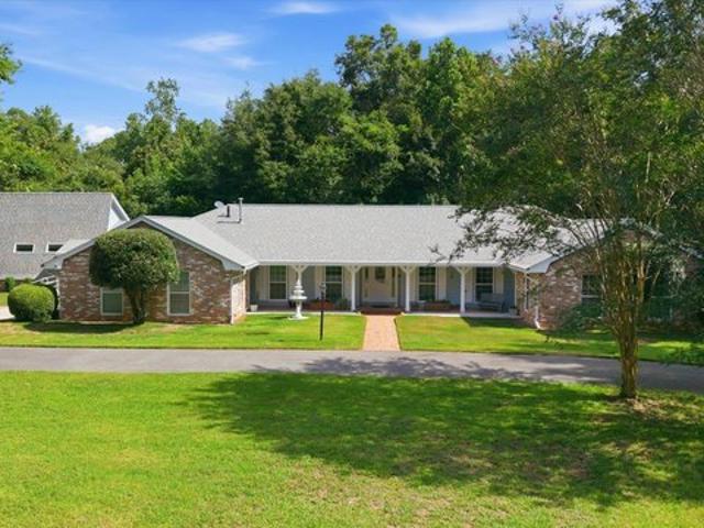 210 Planters Cir, Quincy, FL 32352