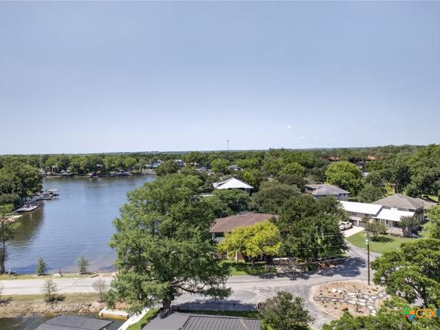210 Royal George Circle