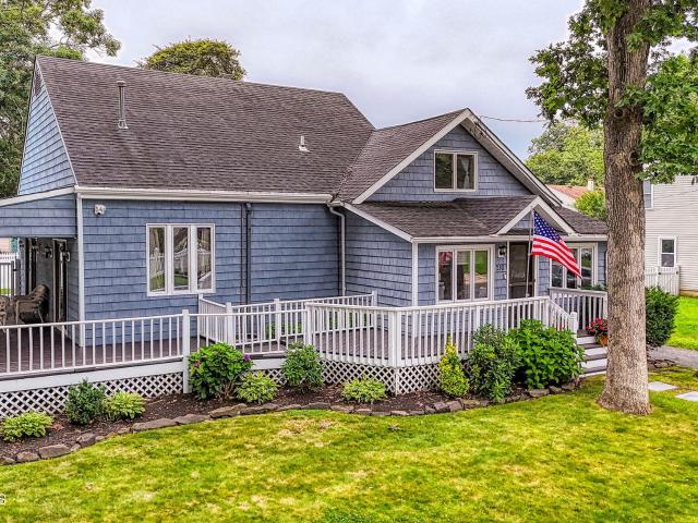 210 Robbins Road