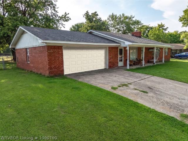 210 Roberts Loop