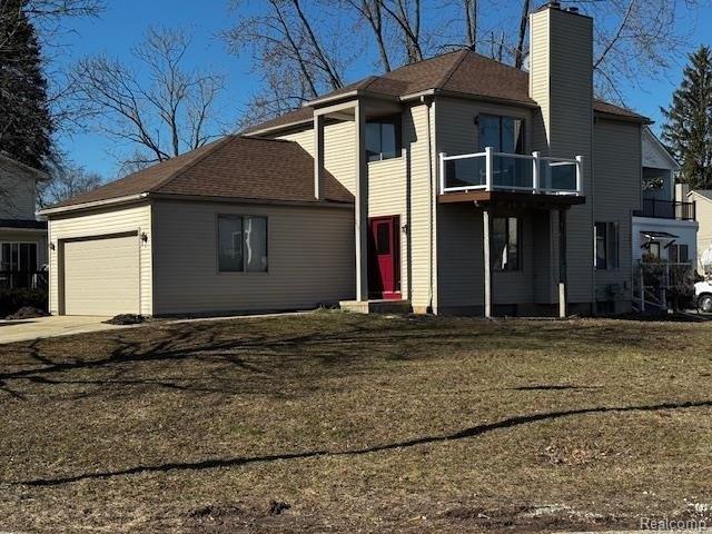 210 Rosebud St, Walled Lake, MI 48390