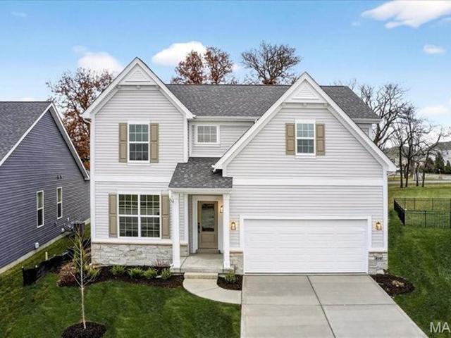 210 Randlin Dr, O'Fallon, MO 63367