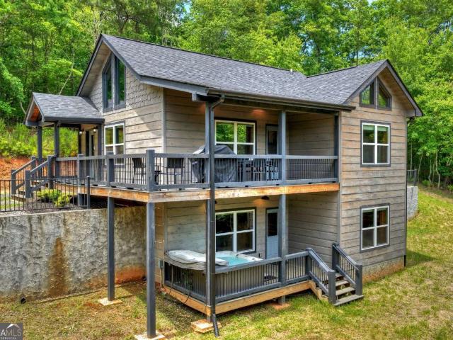 210 Ridge Top Trail