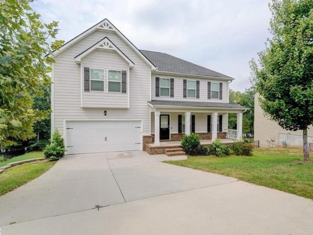 210 Rushing Waters Dr, Inman, SC 29349