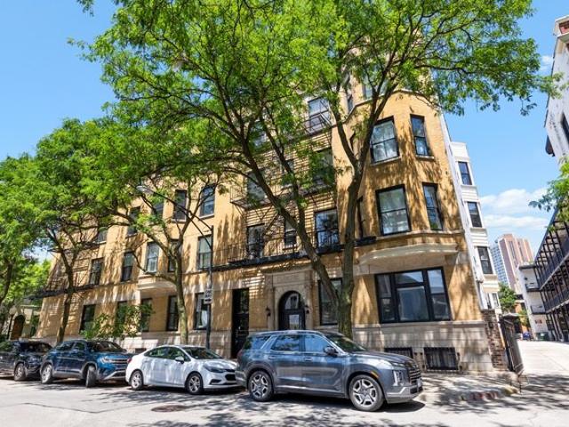210 W Eugenie St Apt 2N, Chicago, IL 60614