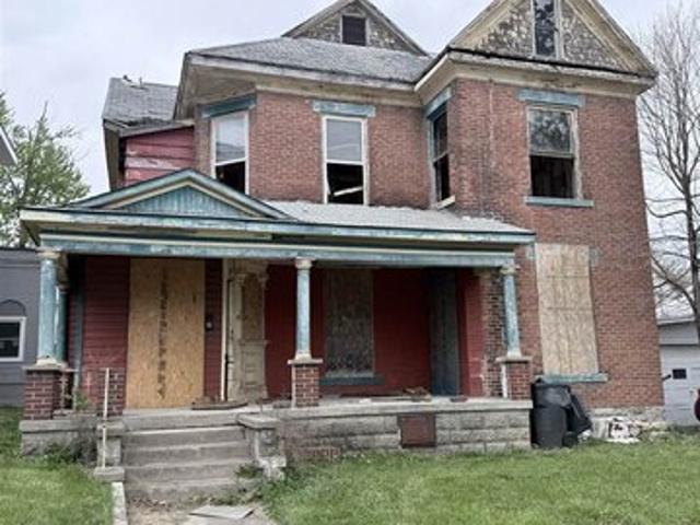 210 W Hickory St, Union City, IN 47390