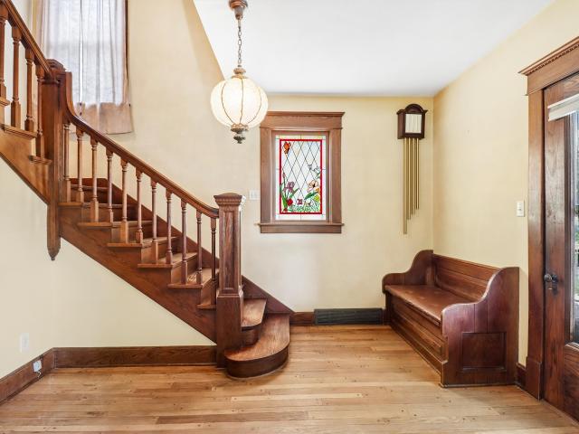 210 W Jackson Avenue