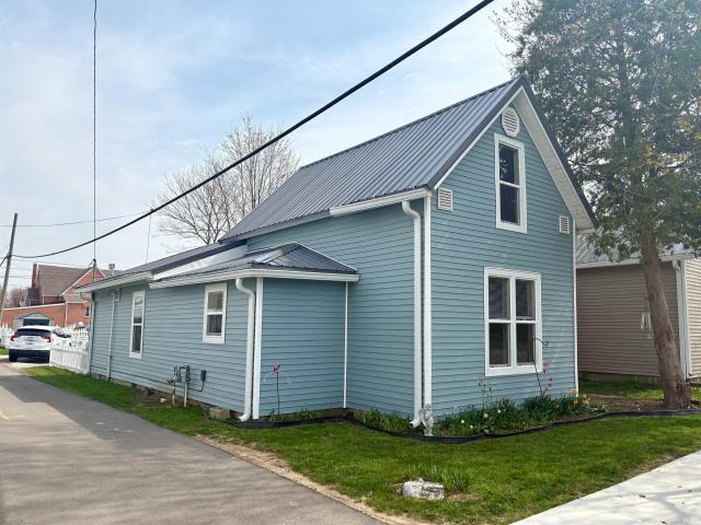210 W Jay St, Dunkirk, IN 47336 | MLS #202611