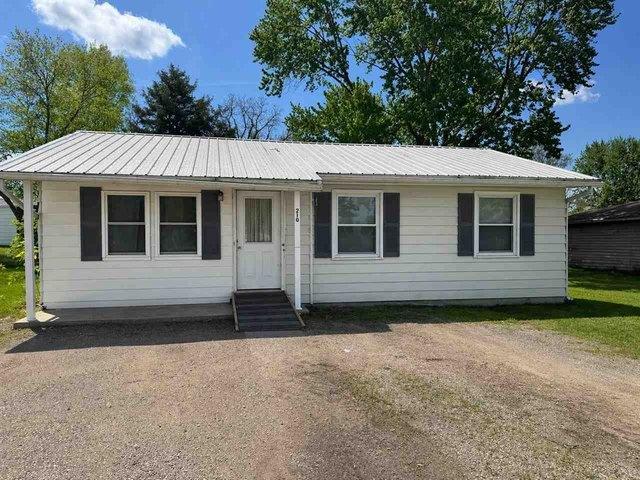 210 W Lincoln St, Geneva, IN 46740