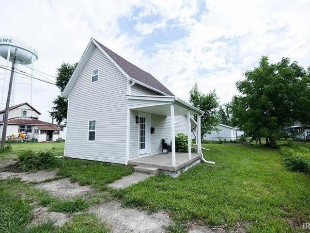 210 W North St, Dunkirk, IN 47336