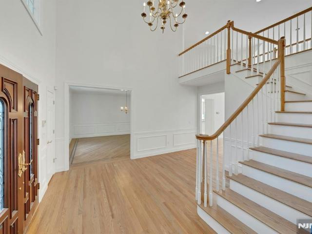 210 Woodmere Court
