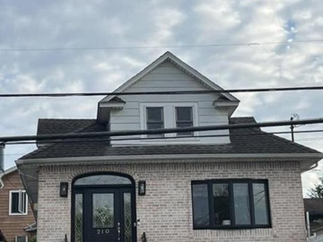 210 Watchogue Rd, Staten Island, NY 10314