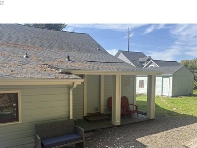 210 Washington St, Oregon City, OR 97045