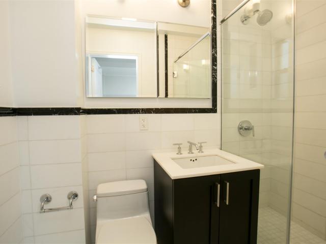210 West 70th Street, Unit 712 | Compass