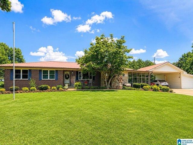 210 Western Dr, Jasper, AL 35503