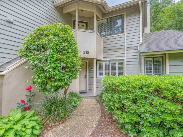 210 Westleton Dr. 13 C