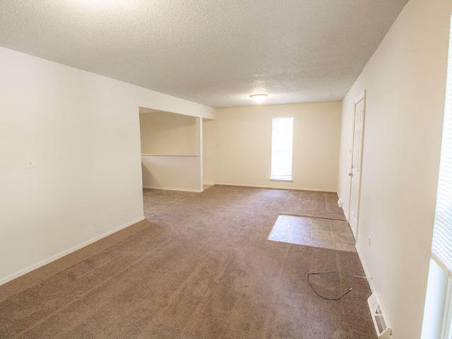 210 wheaton ct