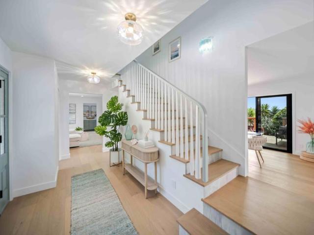 210 Thunderbird Drive
