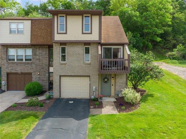210 Timber Dr, Trafford, PA 15085