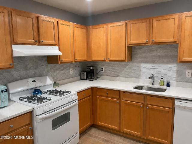 210 Tulip Lane