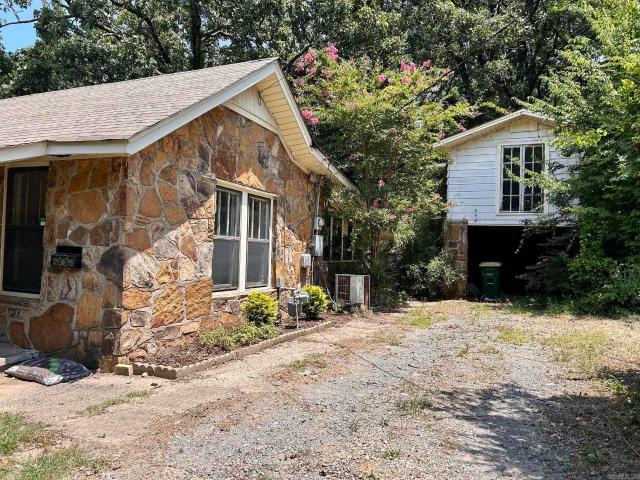 210 Valley View Drive