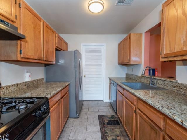 210 Vista Dr