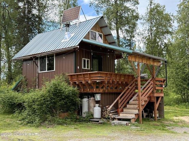 21148 E Alatna Rd, Talkeetna, AK 99676