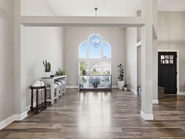 2114 mace ct
