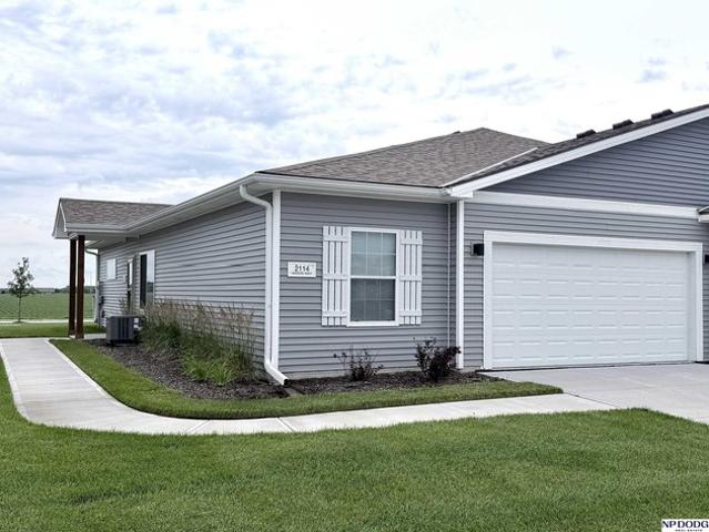 2114 N Aaron Way, Fremont, NE 68025