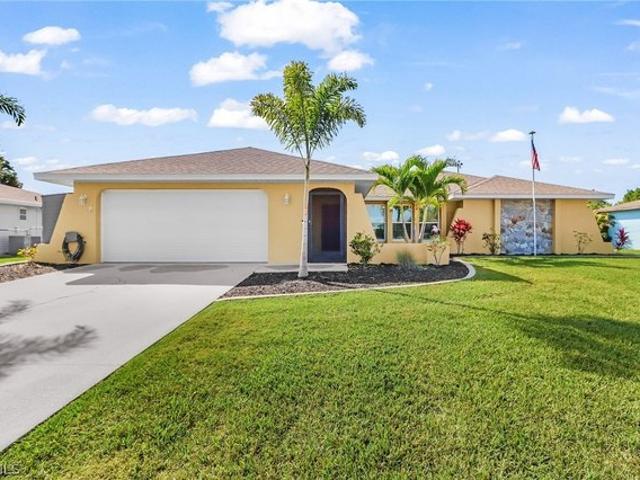 2114 Bolado Pkwy, Cape Coral, FL 33990