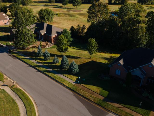 2114 Duffers Ln, Evansville, IN 47725 | MLS #202536 | Compass