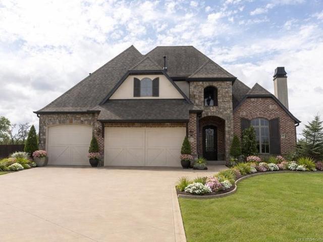 2114 E 176th St S, Bixby, OK 74047