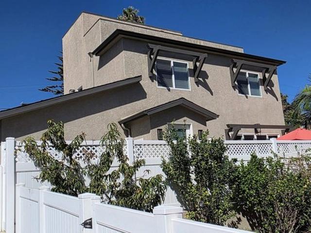 2114 Felspar St, San Diego, CA 92109