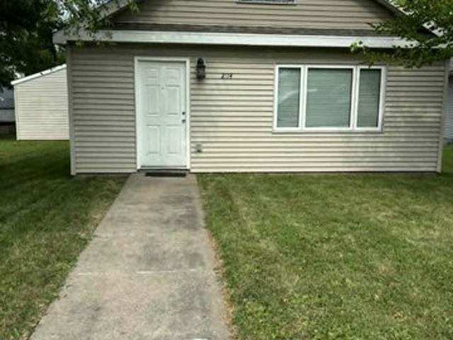 2114 Grand Ave, Muscatine, IA 52761