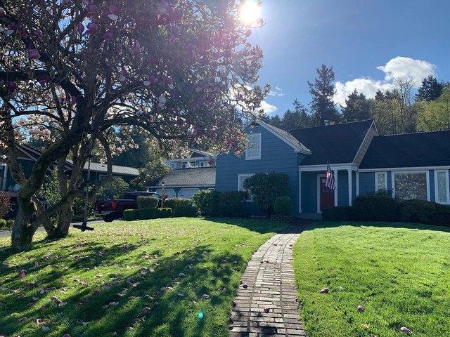 2114 Lafayette St, Steilacoom, WA 98388