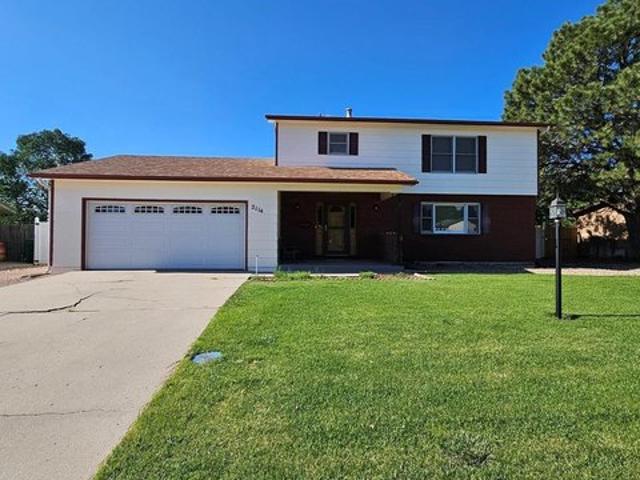 2114 Rangeview Dr, Pueblo, CO 81008