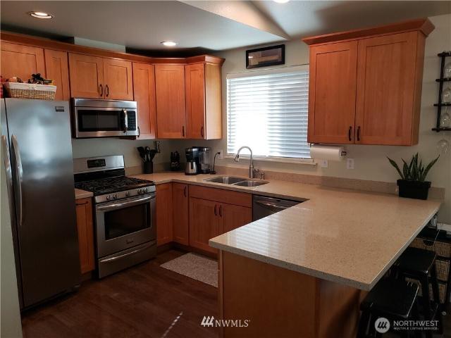 2114 SE 8th Drive