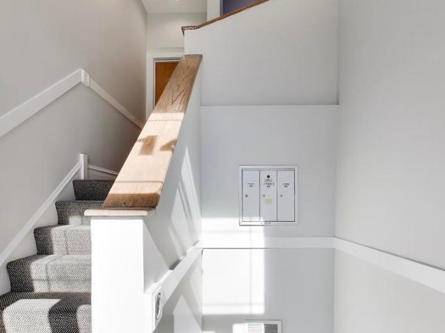 2114 W Byron Street # 2