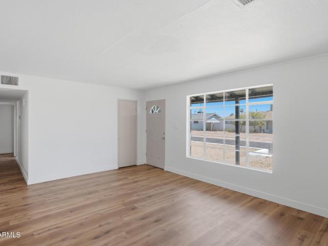 2114 w rancho drive