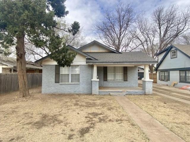 2114 27th St, Lubbock, TX 79411