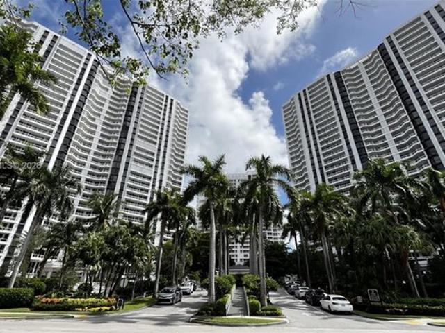 21150 Point Pl Unit 1202, Aventura, FL 33180